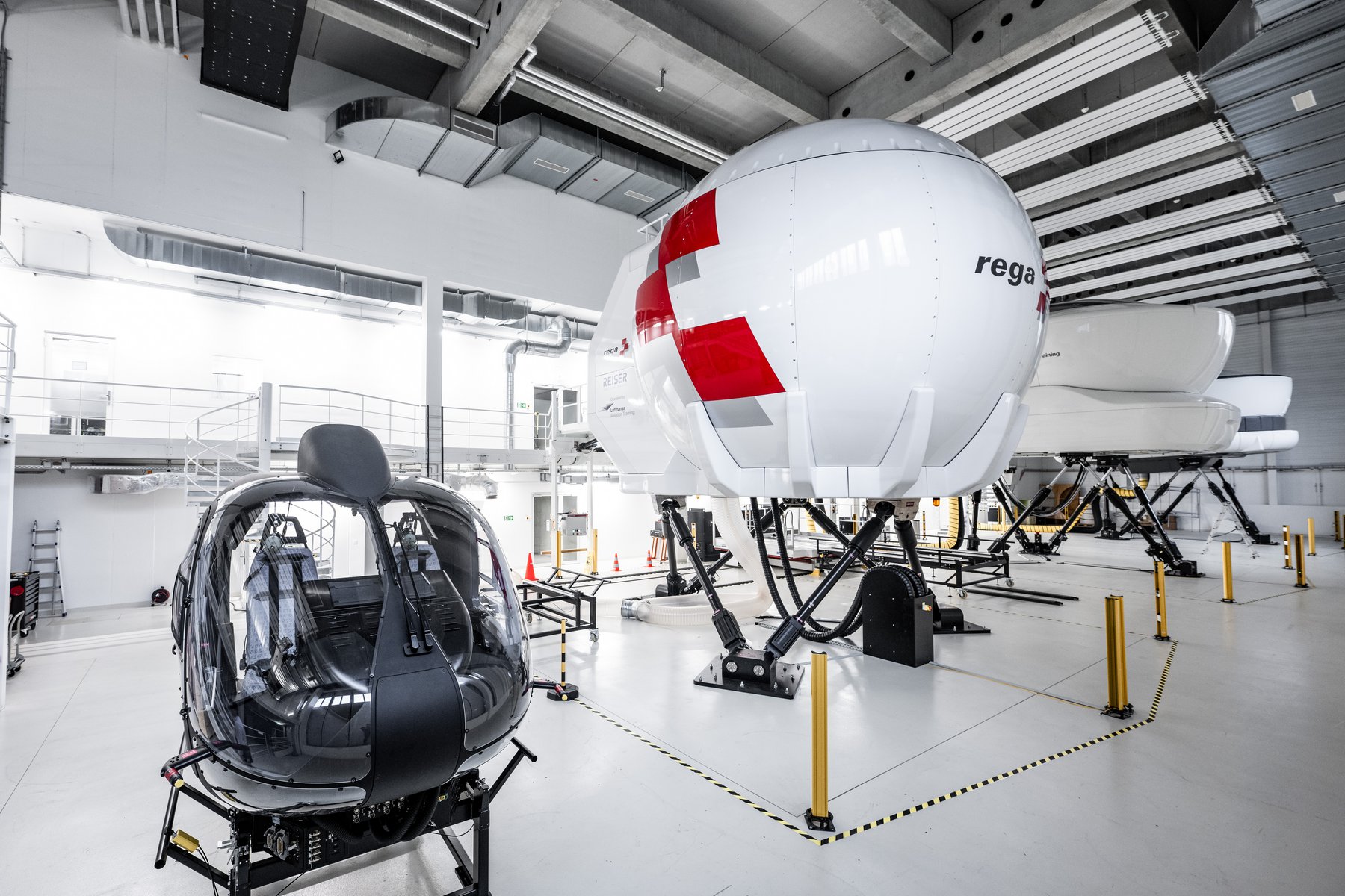 full flight simulators