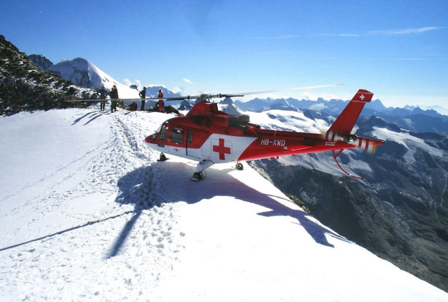 Rega 9 – Basis Samedan | Schweizerische Rettungsflugwacht Rega